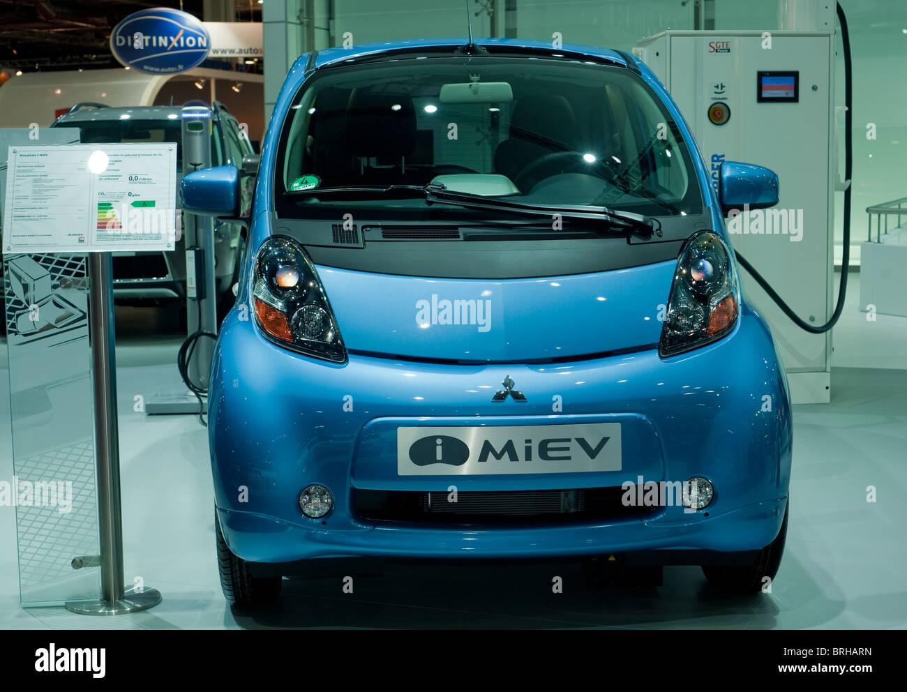 Mitsubishi car interior hi-res stock photography and images - Alamy