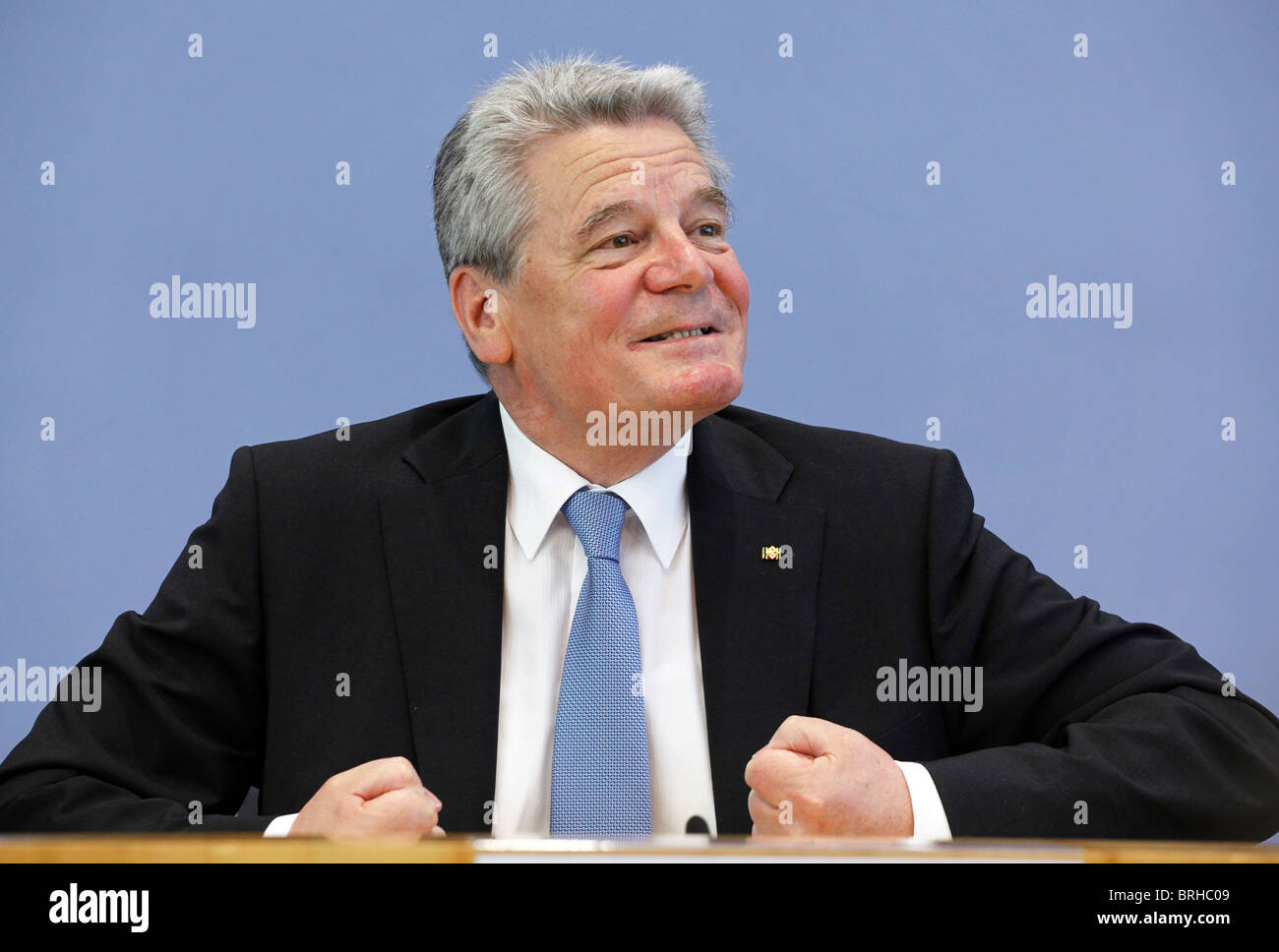 JOACHIM GAUCK FEDERAL COMMISSIONER FOR THE S 04 June 2010 BERLIN ...