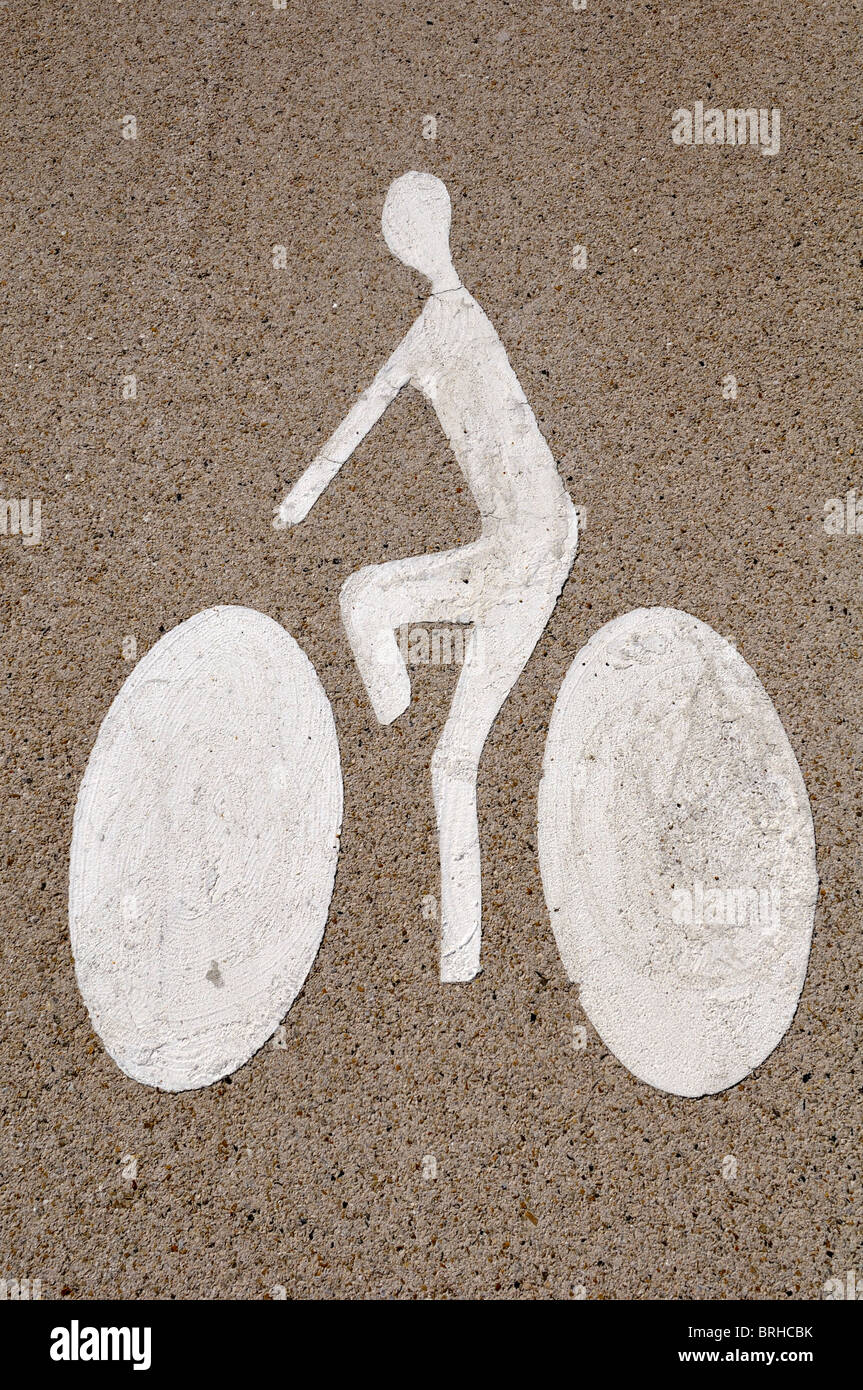 Cycle lane and one way sign hi-res stock photography and images - Alamy