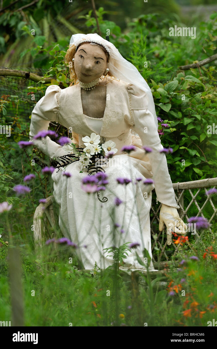 Wedding Dress Scarecrow Stock Photo - Alamy