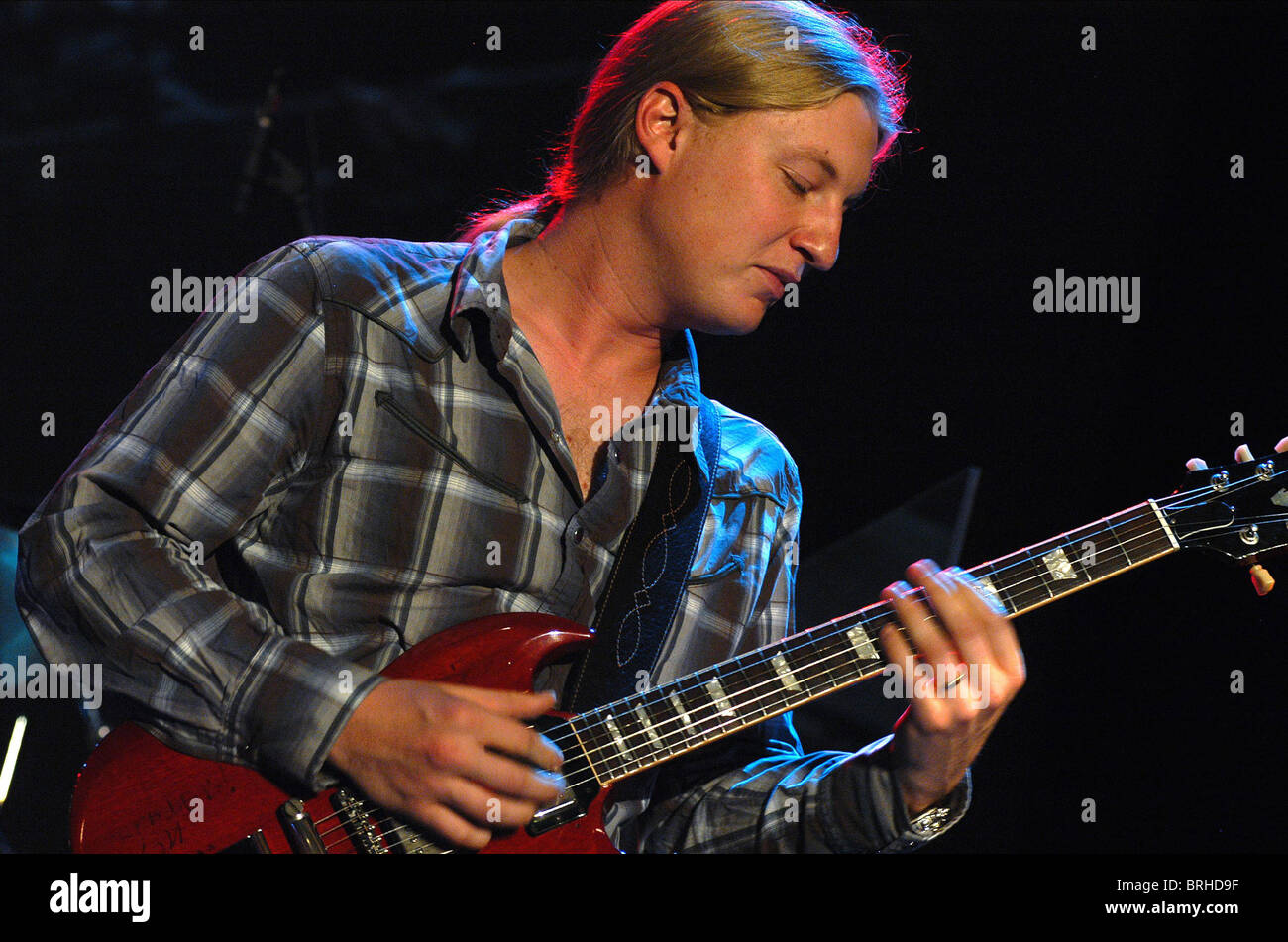 Derek trucks hi-res stock photography and images - Alamy