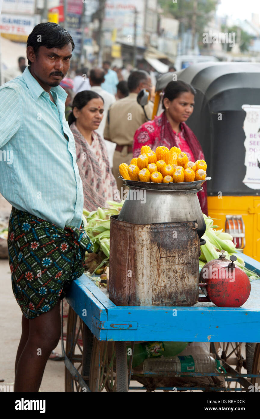 Corn vendor hi-res stock photography and images - Alamy