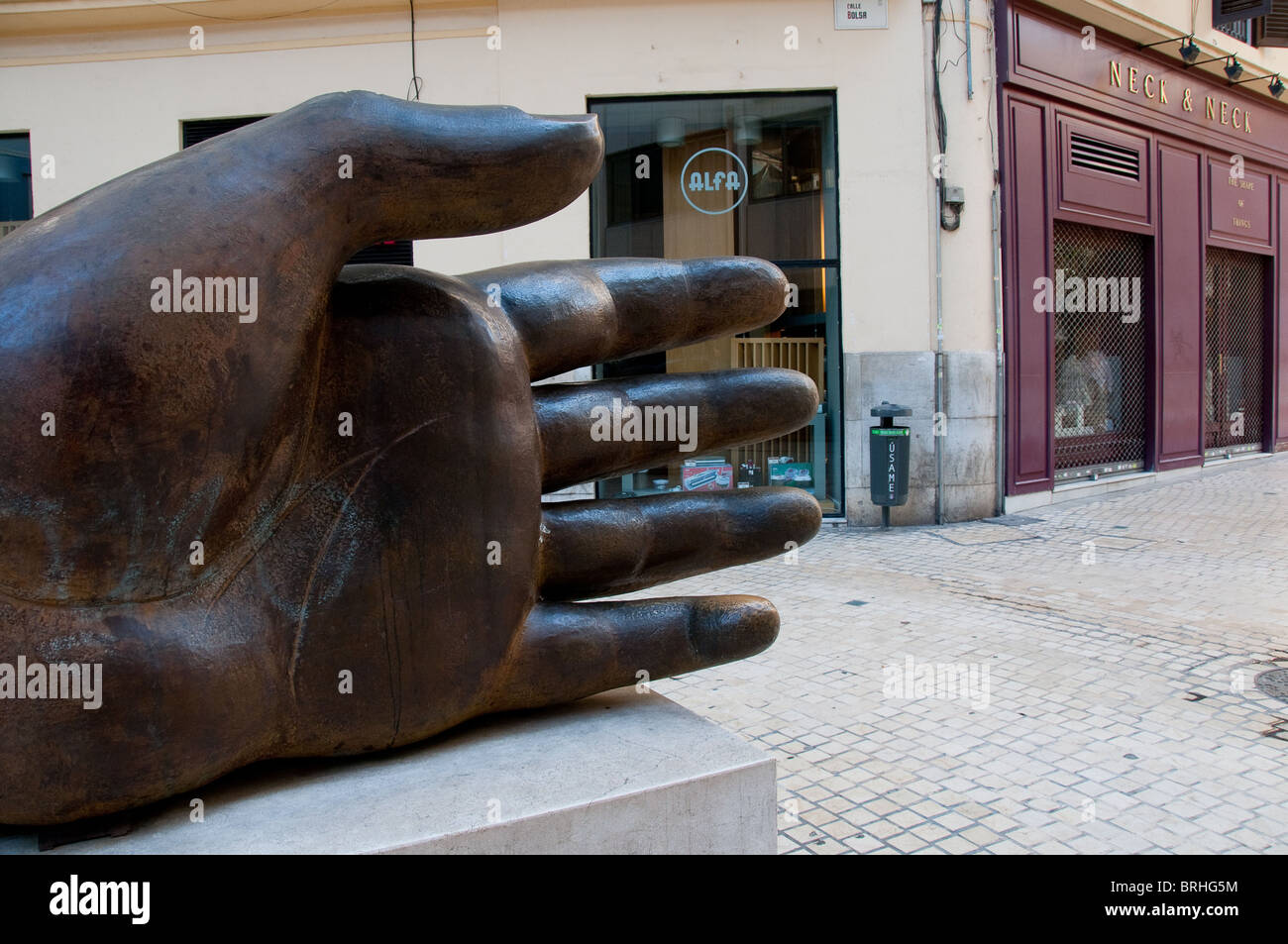 Open hand sculpture hi-res stock photography and images - Alamy