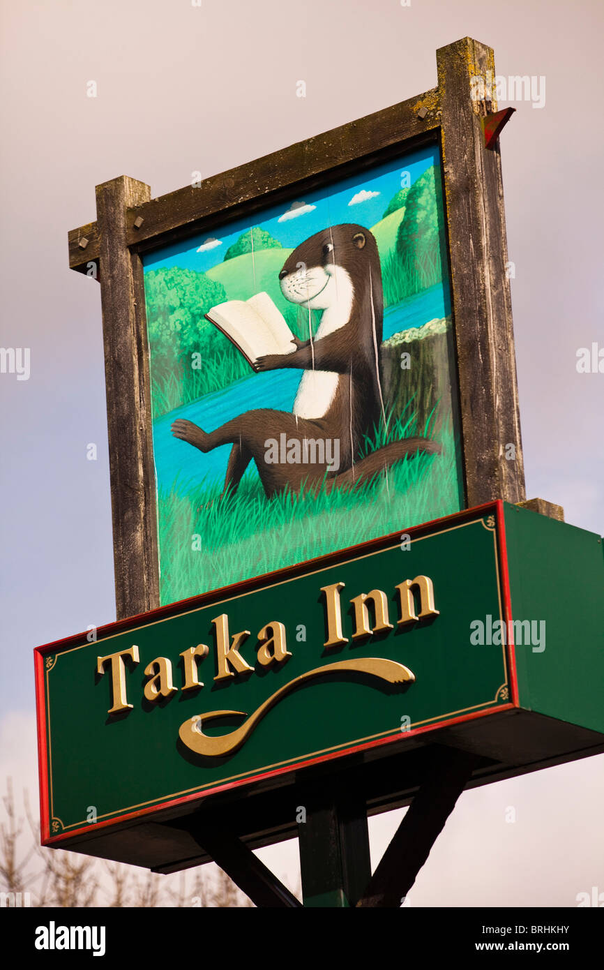The Tarka Inn on the Tarka Trail cycling route, Devon, UK Stock Photo ...