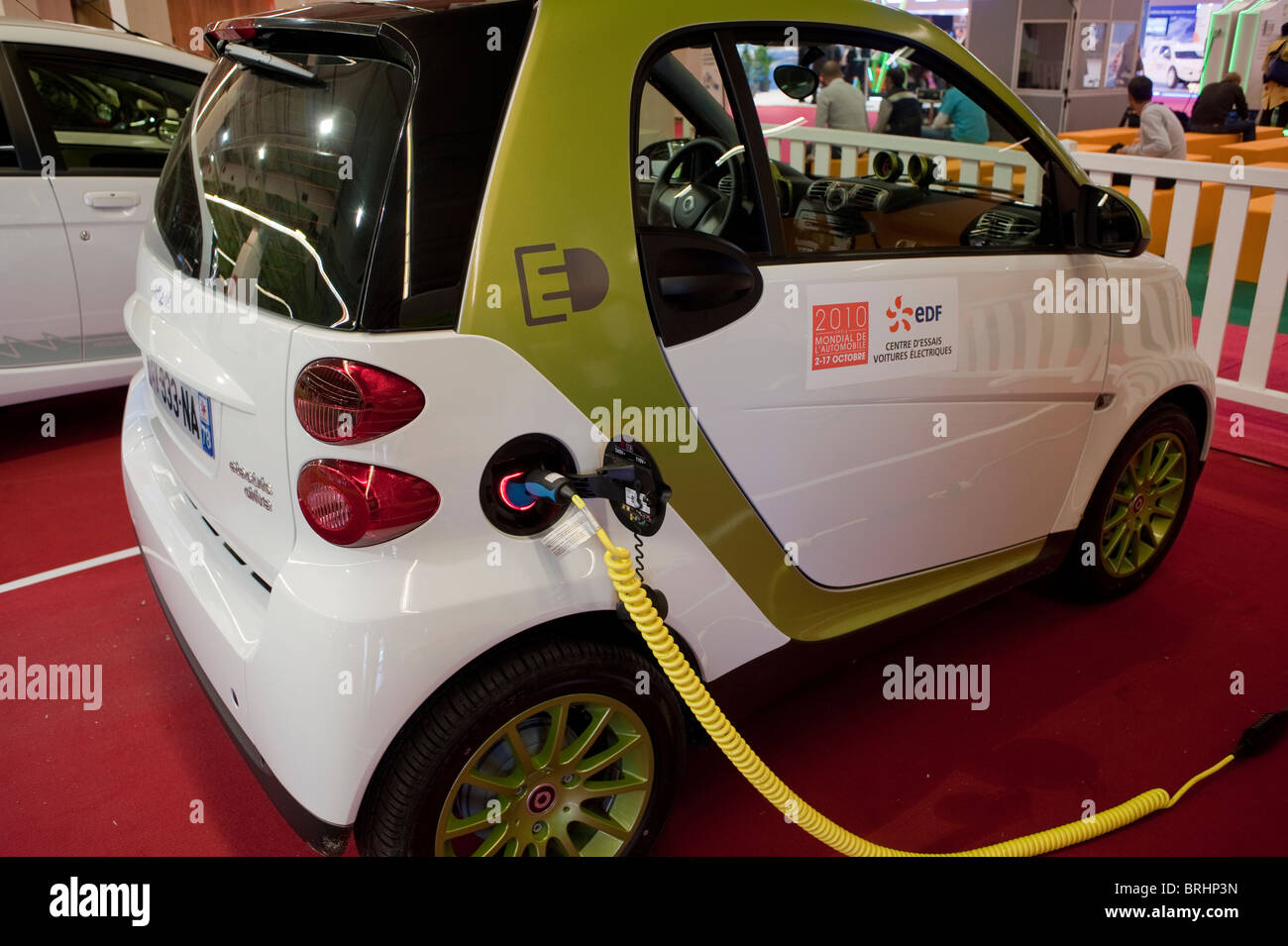 Electric car manufacturing hi-res stock photography and images - Alamy