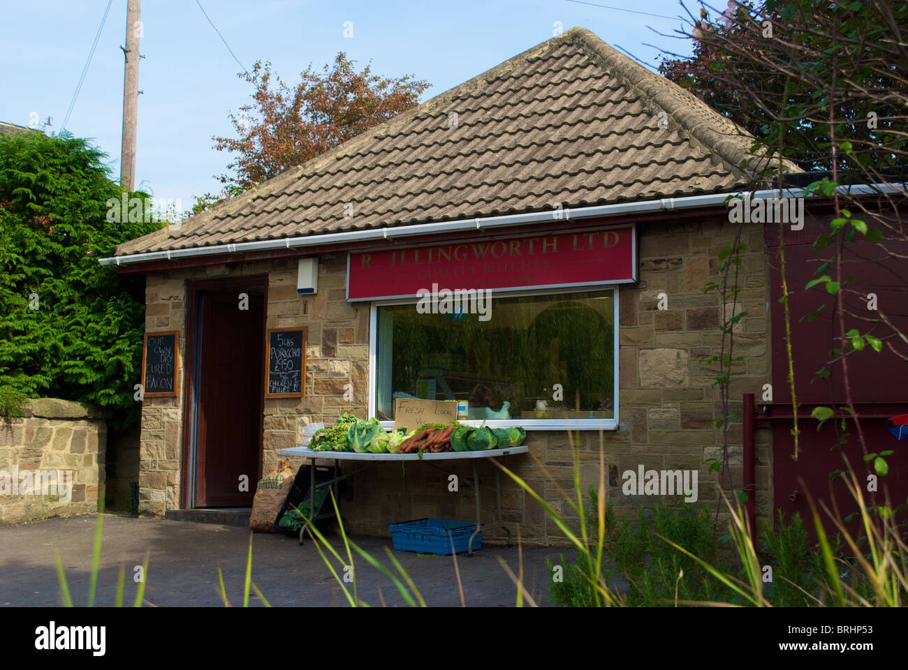 East keswick village hi-res stock photography and images - Alamy