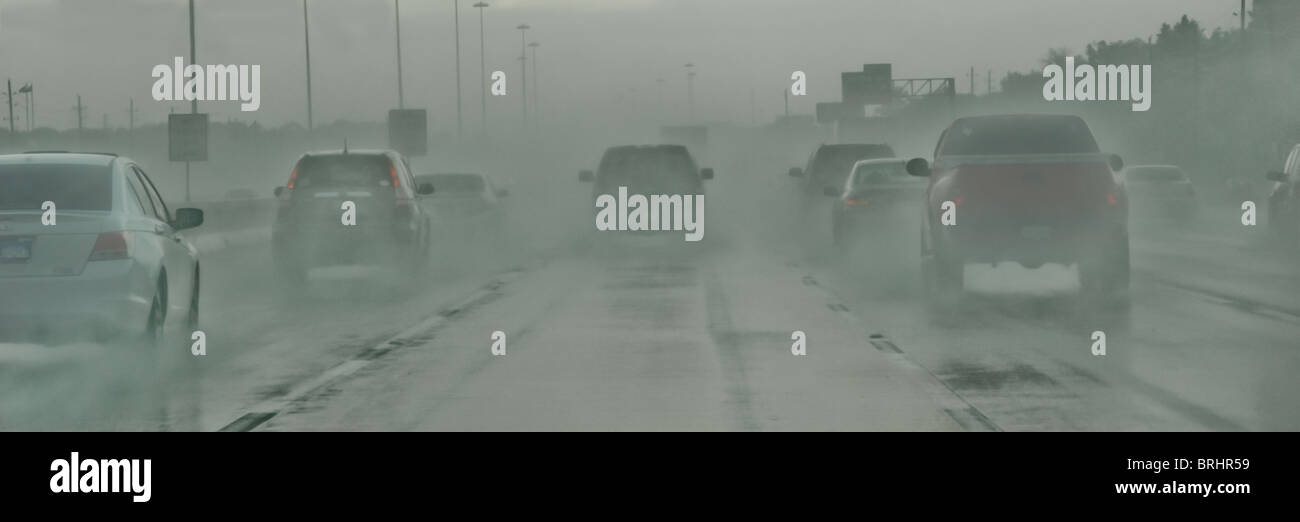 Weather and cars hi-res stock photography and images - Alamy