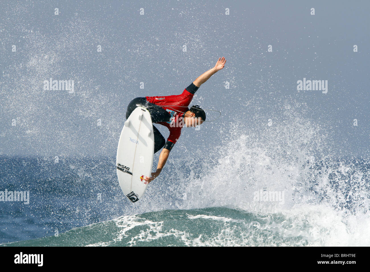 South african jordy smith surfing hi-res stock photography and images ...