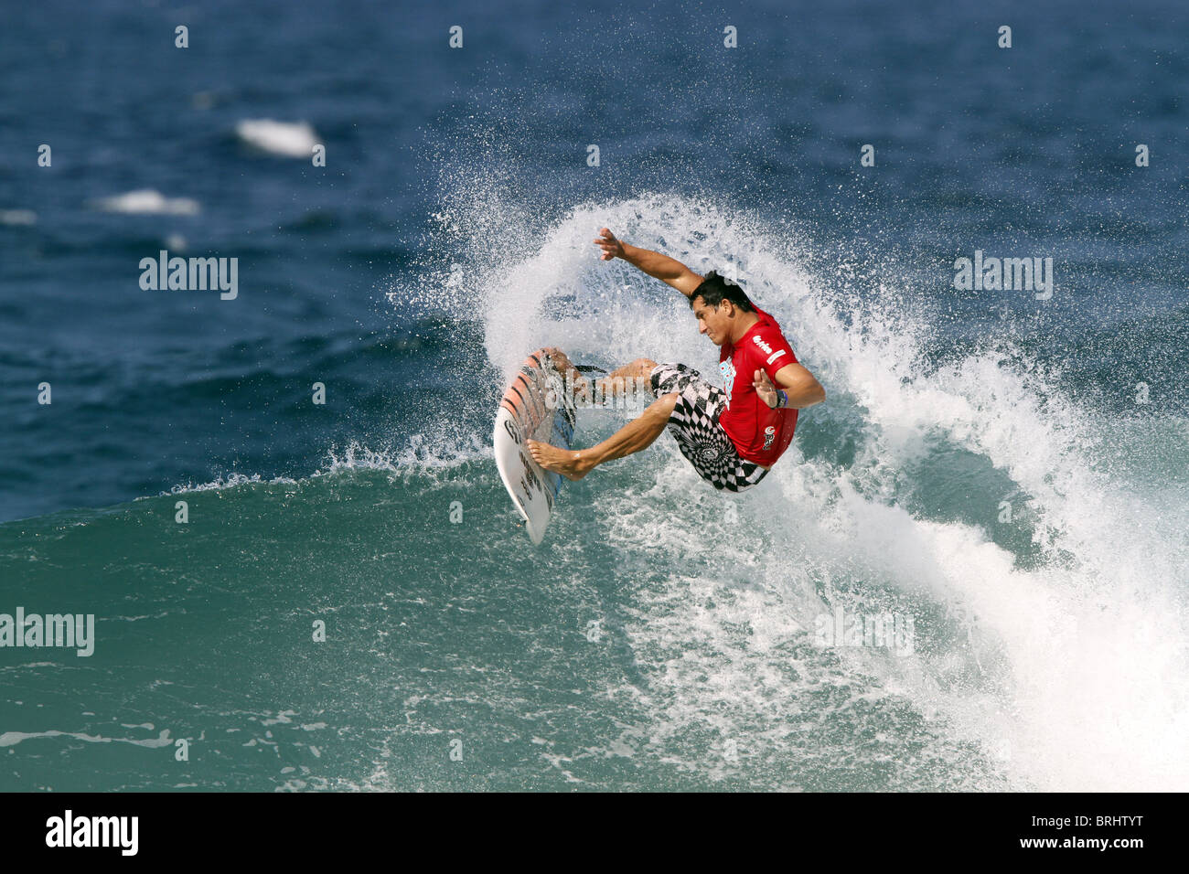 SHANE THORNE SOUTH AFRICAN PRO SURFER SOUTH AFRICAN PRO SURFER BALLITO ...