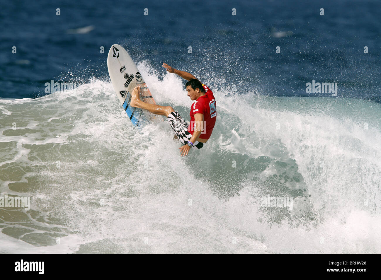 SHANE THORNE SOUTH AFRICAN PRO SURFER SOUTH AFRICAN PRO SURFER BALLITO ...