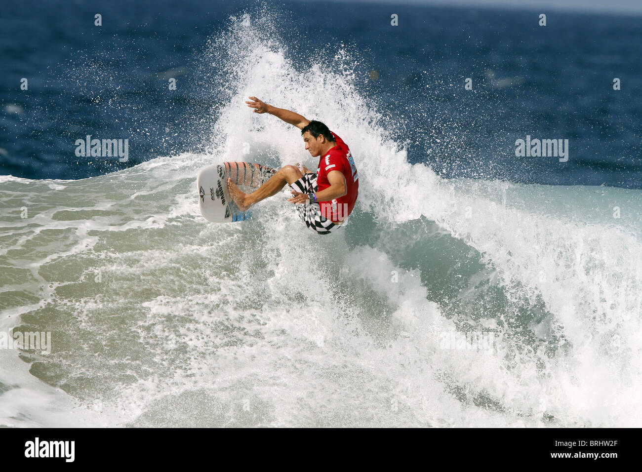SHANE THORNE SOUTH AFRICAN PRO SURFER SOUTH AFRICAN PRO SURFER BALLITO ...