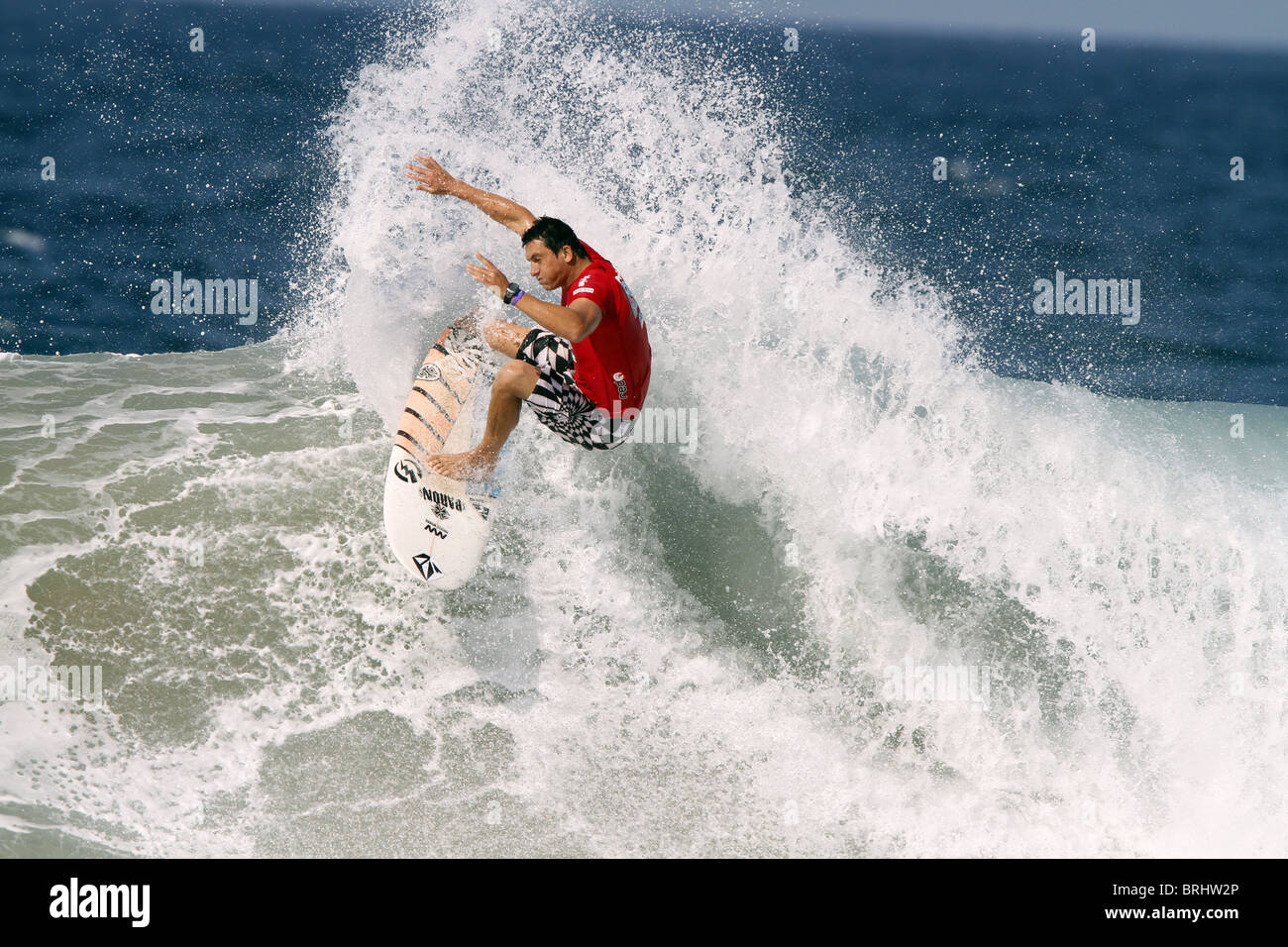 SHANE THORNE SOUTH AFRICAN PRO SURFER SOUTH AFRICAN PRO SURFER BALLITO ...