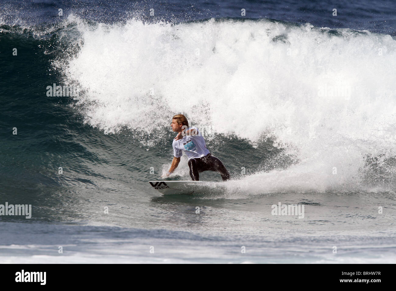 SIMON FISH SOUTH AFRICAN PRO SURFER SOUTH AFRICAN PRO SURFER BALLITO ...