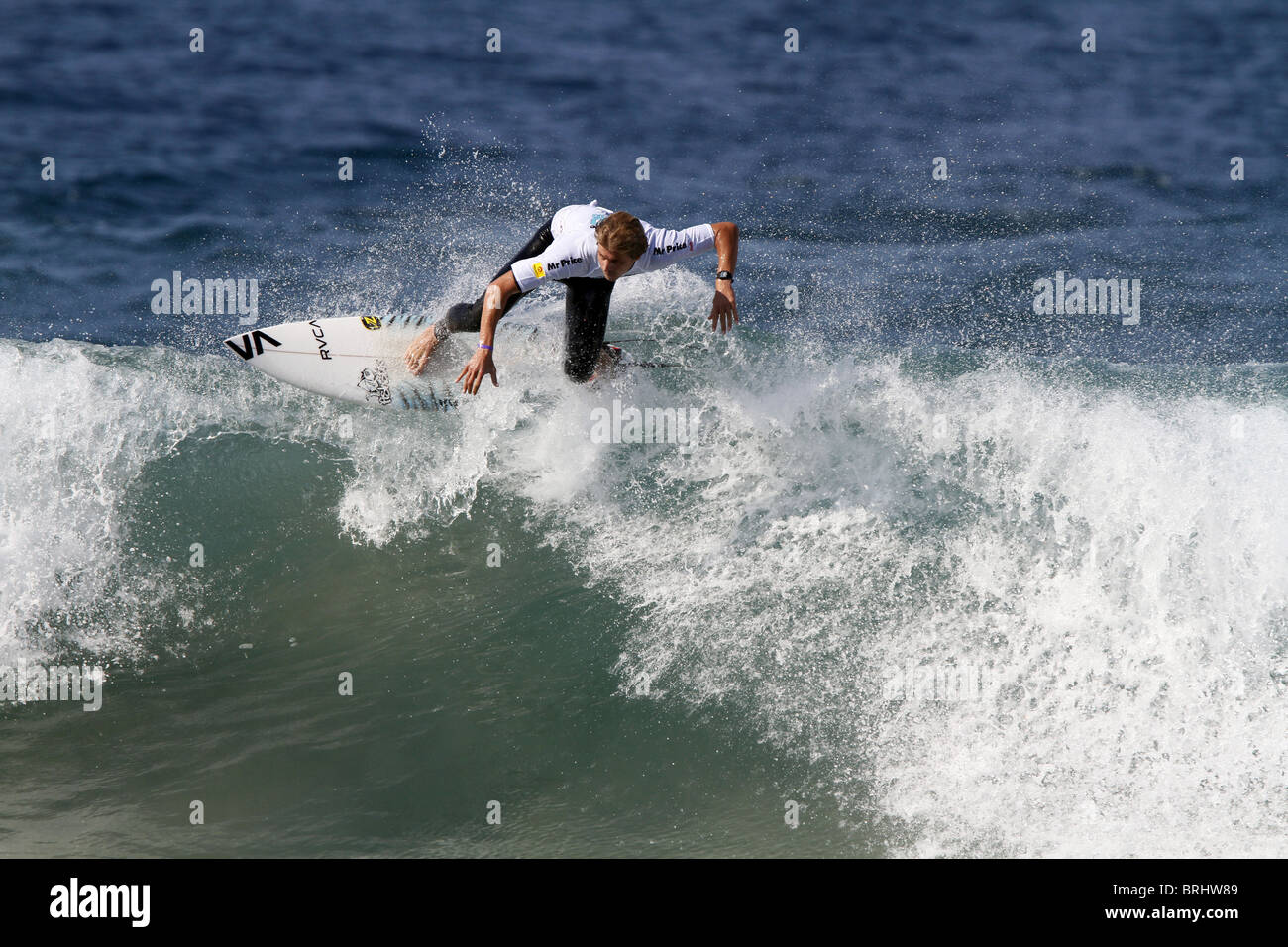 SIMON FISH SOUTH AFRICAN PRO SURFER SOUTH AFRICAN PRO SURFER BALLITO ...