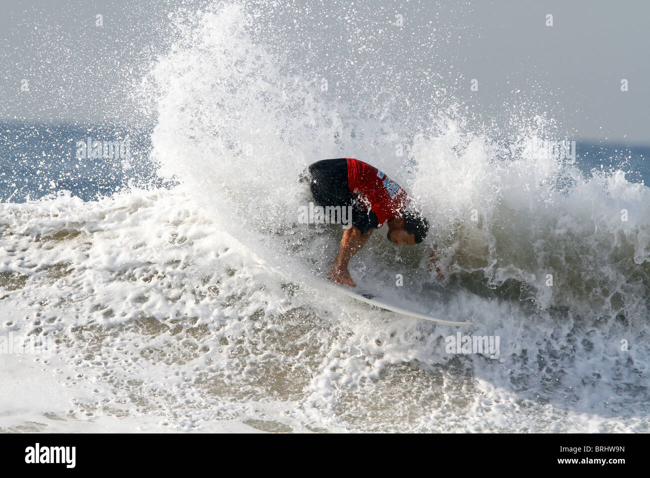 TRAVIS LOGIE SOUTH AFRICAN PRO SURFER SOUTH AFRICAN PRO SURFER BALLITO ...