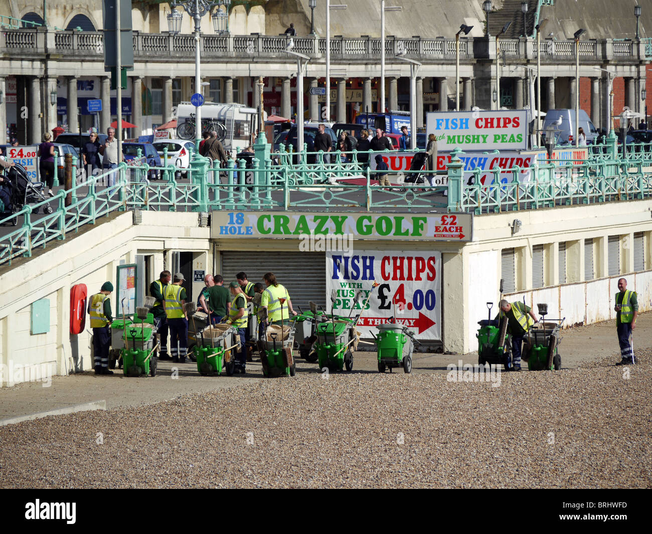 Dustbinmen hi-res stock photography and images - Alamy