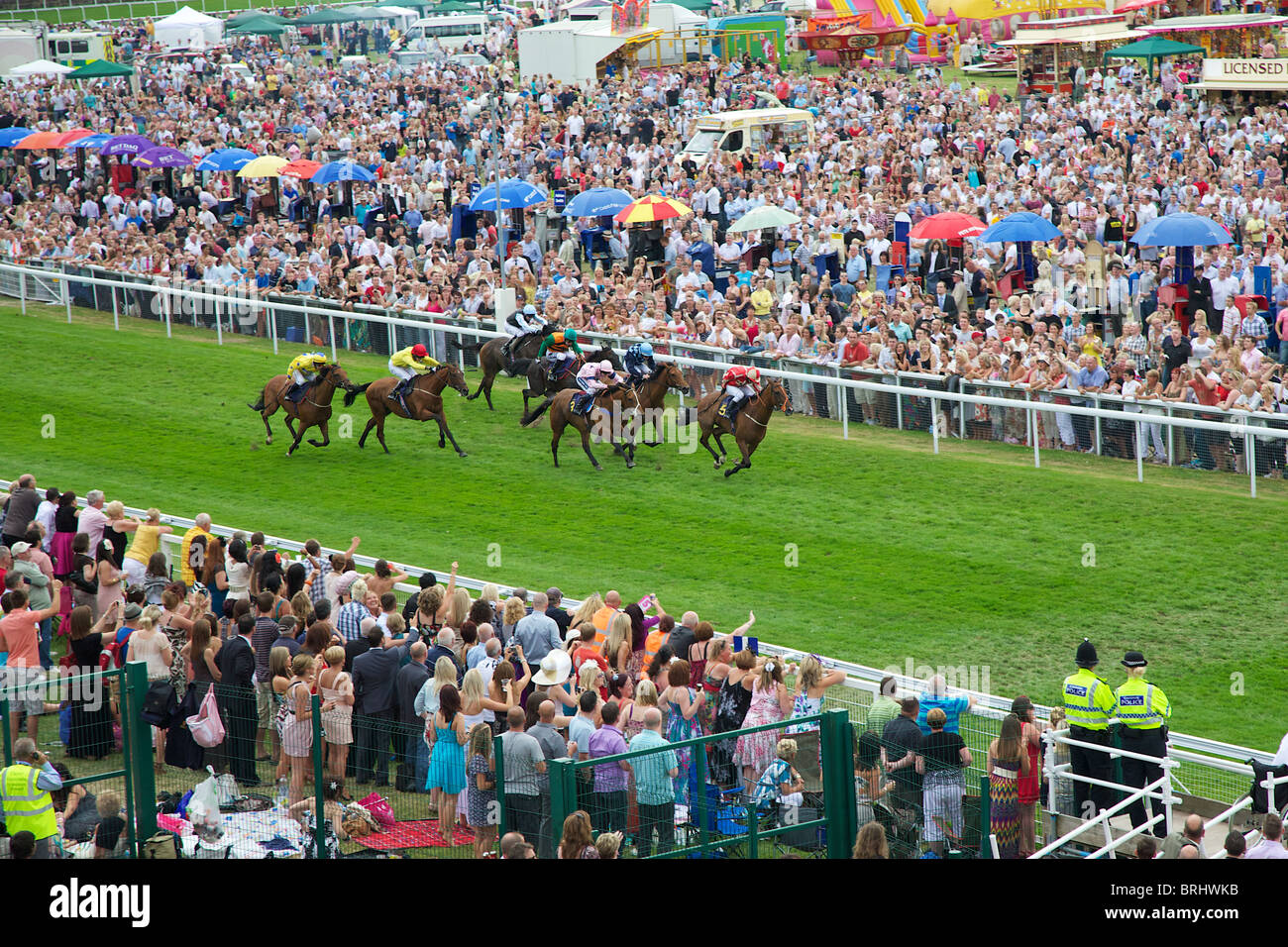 Chester race course hi-res stock photography and images - Alamy
