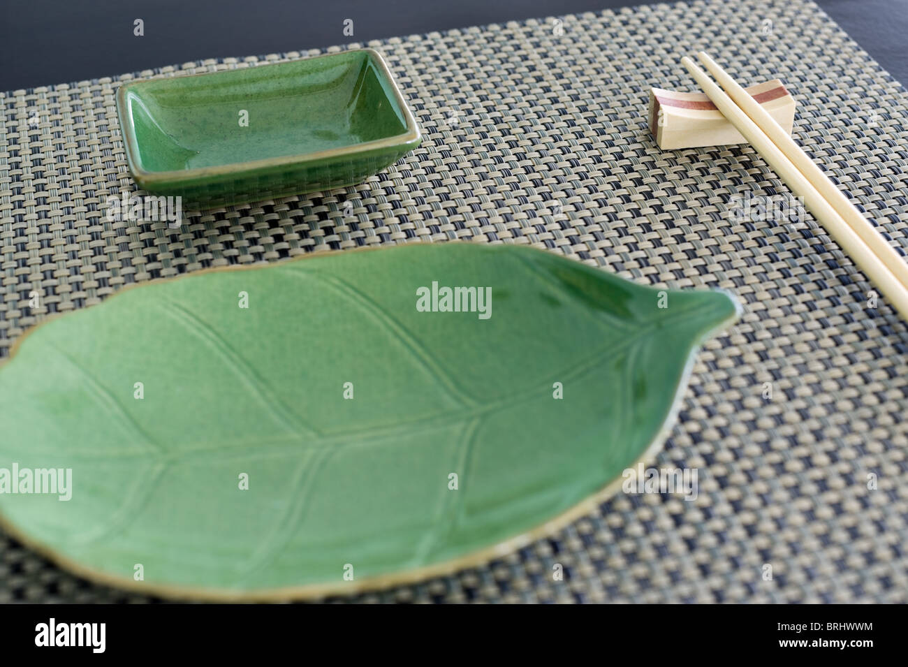 a place setting at a Japanese sushi restaurant Stock Photo - Alamy