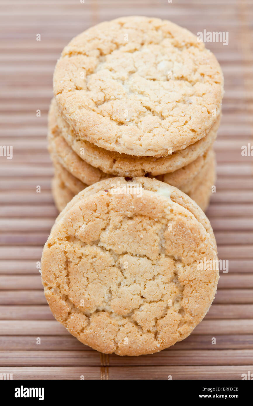 Ginger nut biscuits on a bamboo mat Stock Photo - Alamy