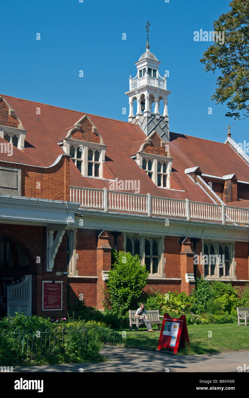 Turnham green london united hi-res stock photography and images - Alamy