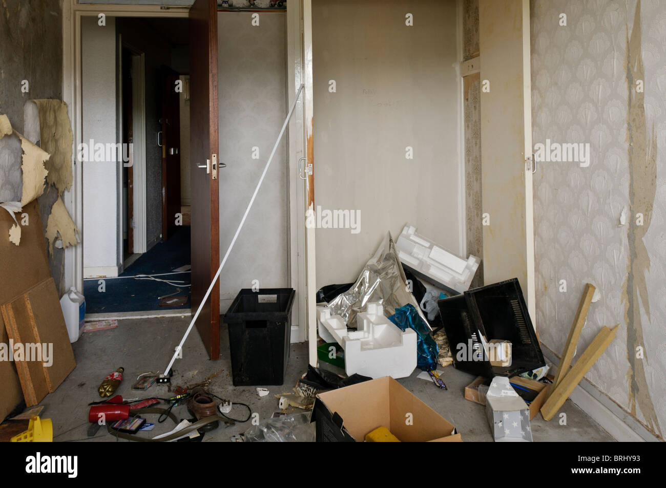 Trashed room hi-res stock photography and images - Alamy