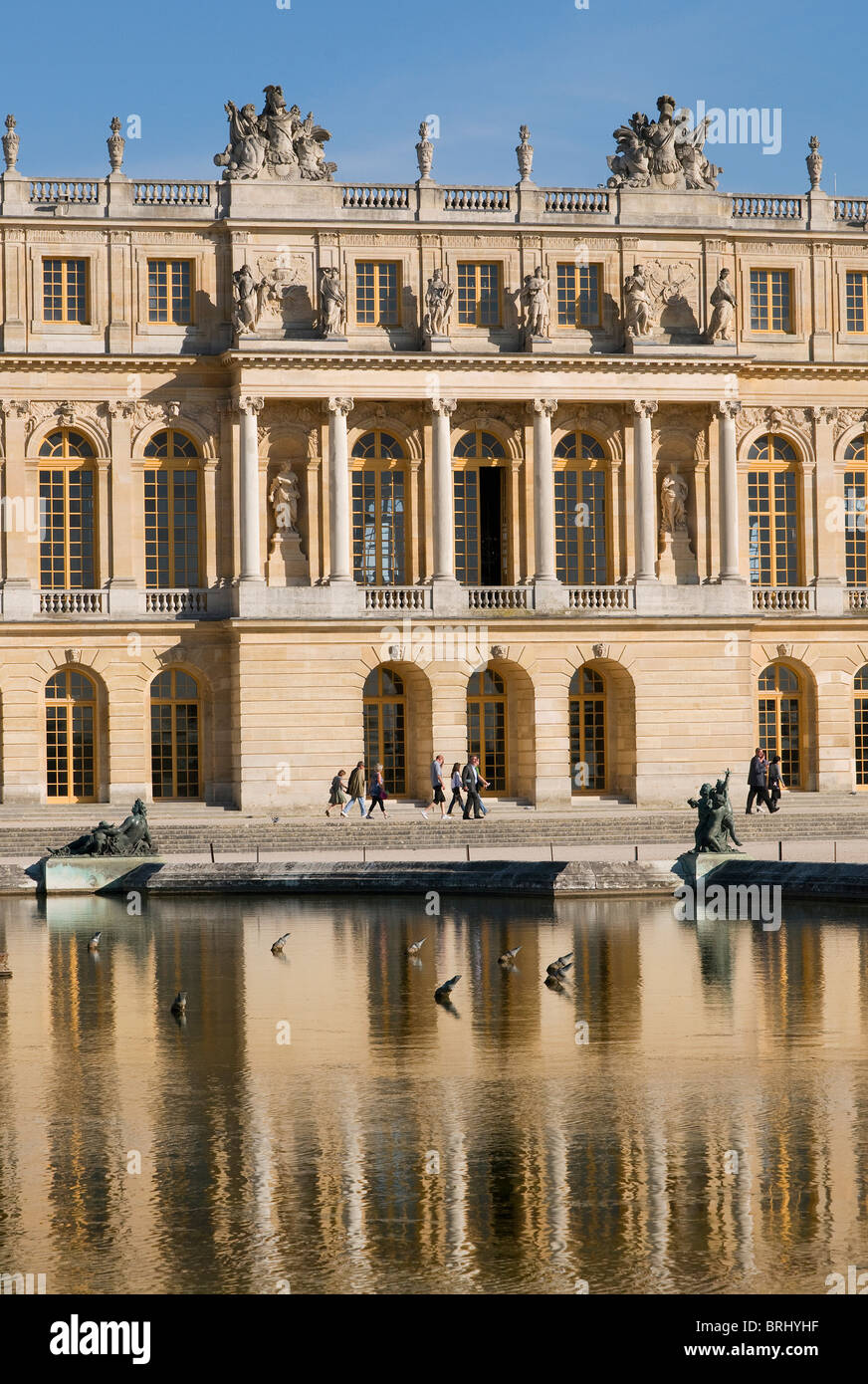 Versailles building hi-res stock photography and images - Alamy