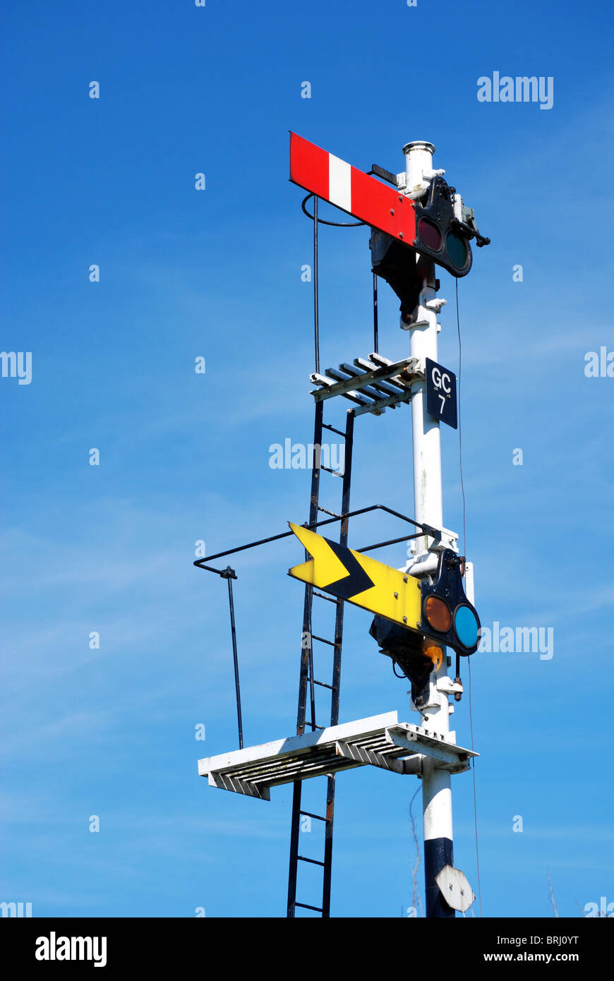 Semaphore signal gantry hi-res stock photography and images - Alamy