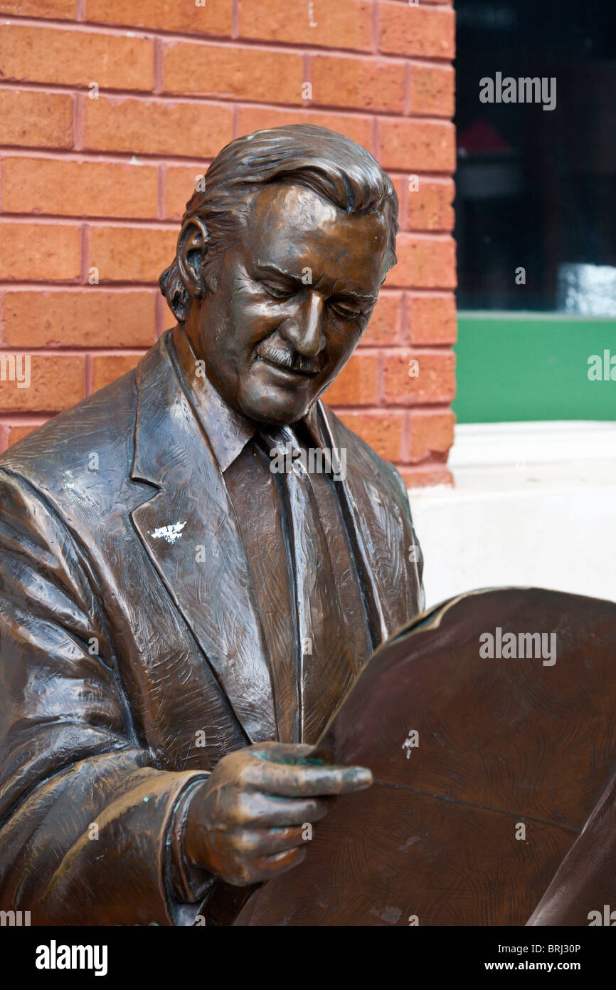 Reading ybor hi-res stock photography and images - Alamy