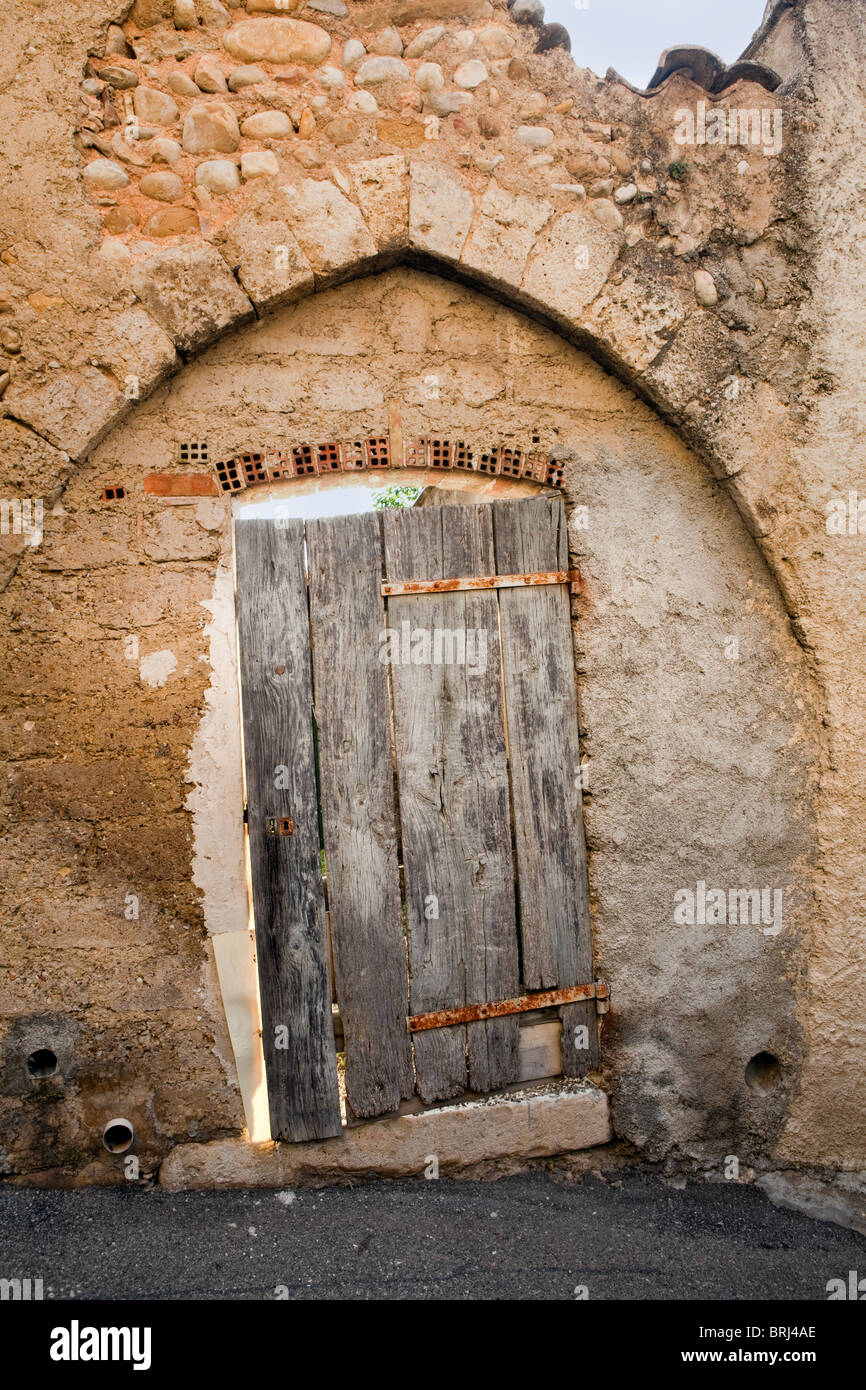 Medieval wooden door Stock Photo - Alamy