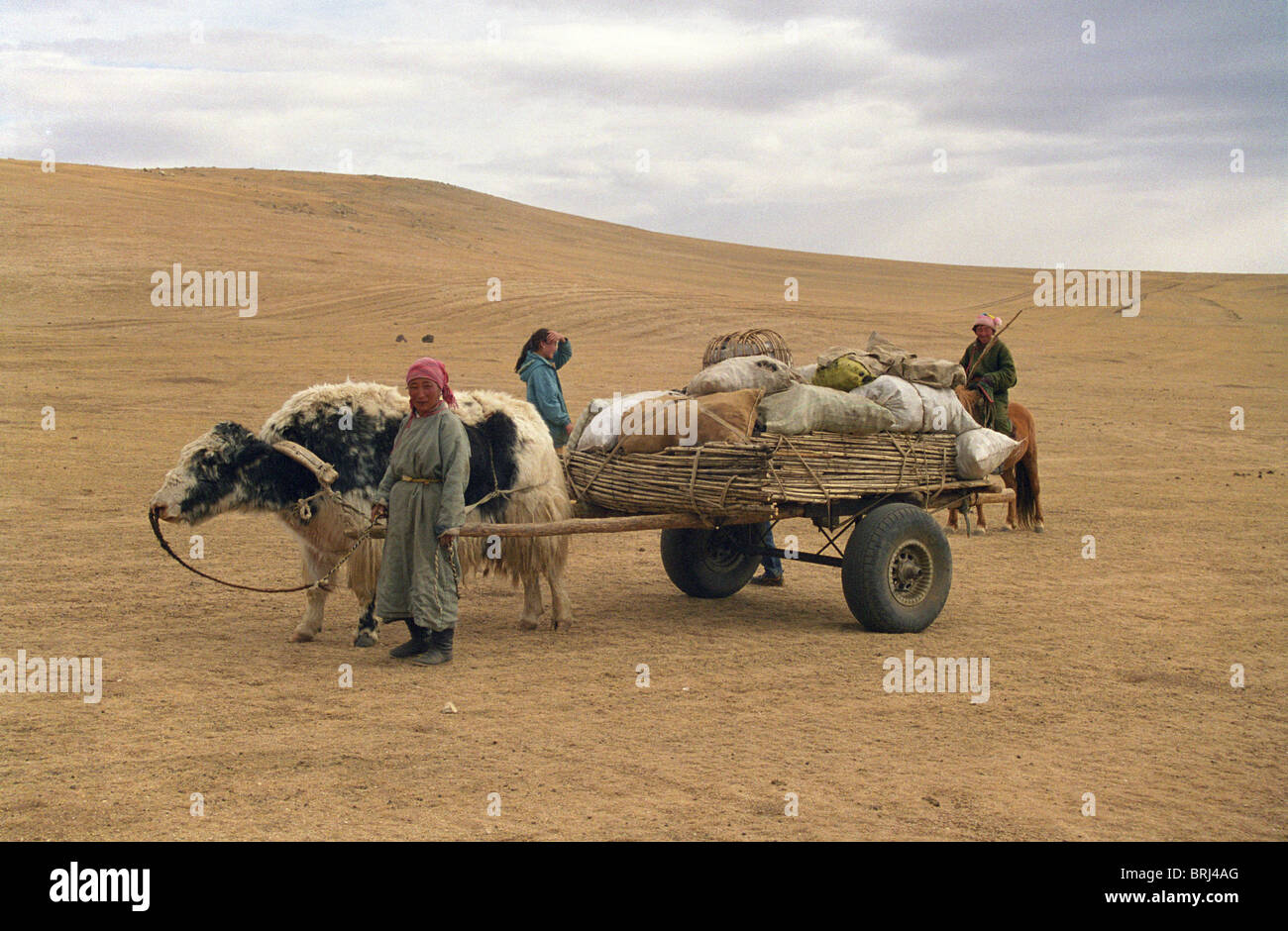 Mongolia mongolie Mongolie traditional dress native people Stock Photo ...