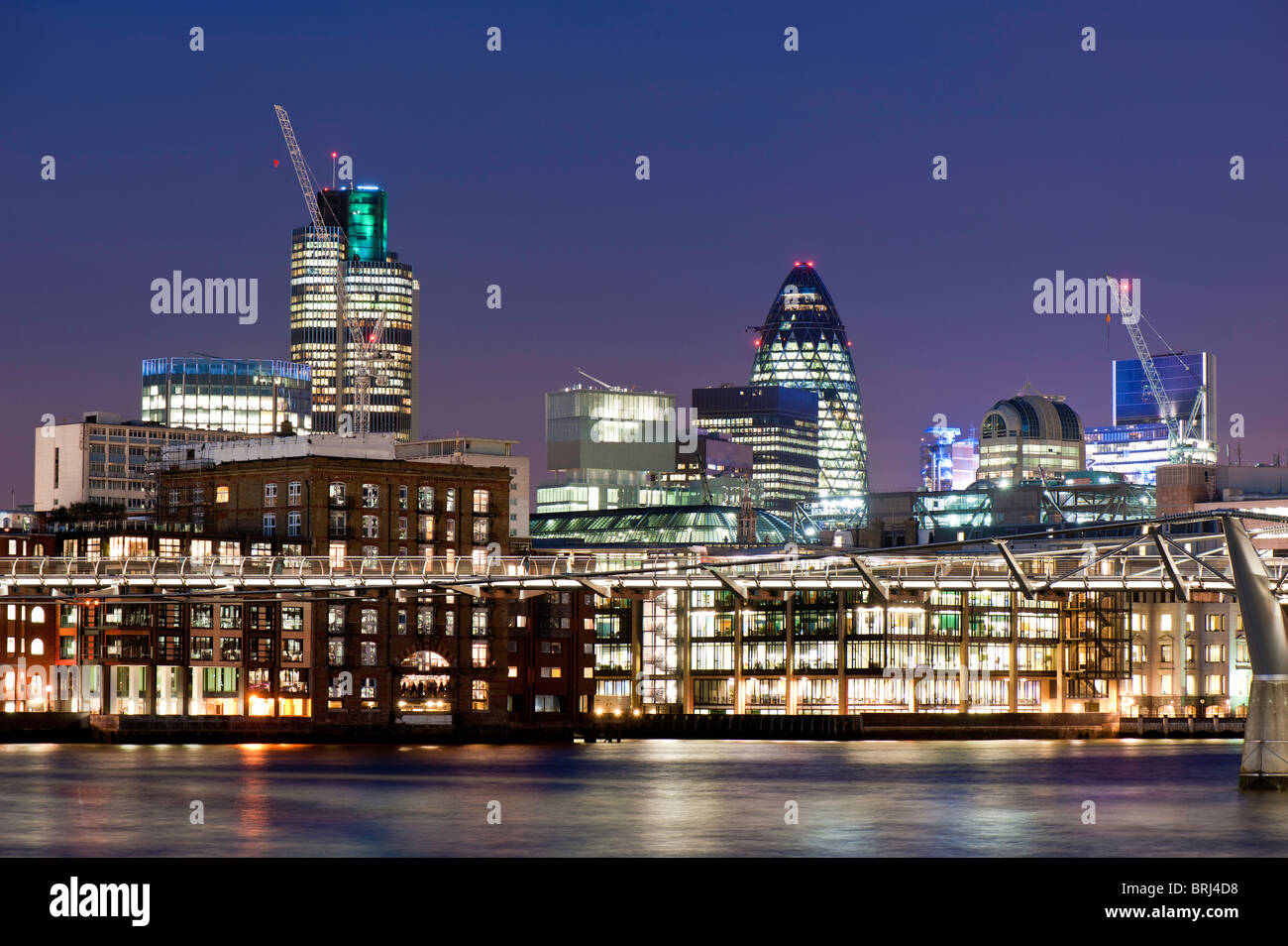 City of london skyline night hi-res stock photography and images - Alamy