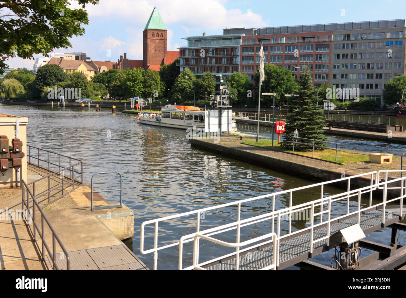 Muehlendamm lock hi-res stock photography and images - Alamy