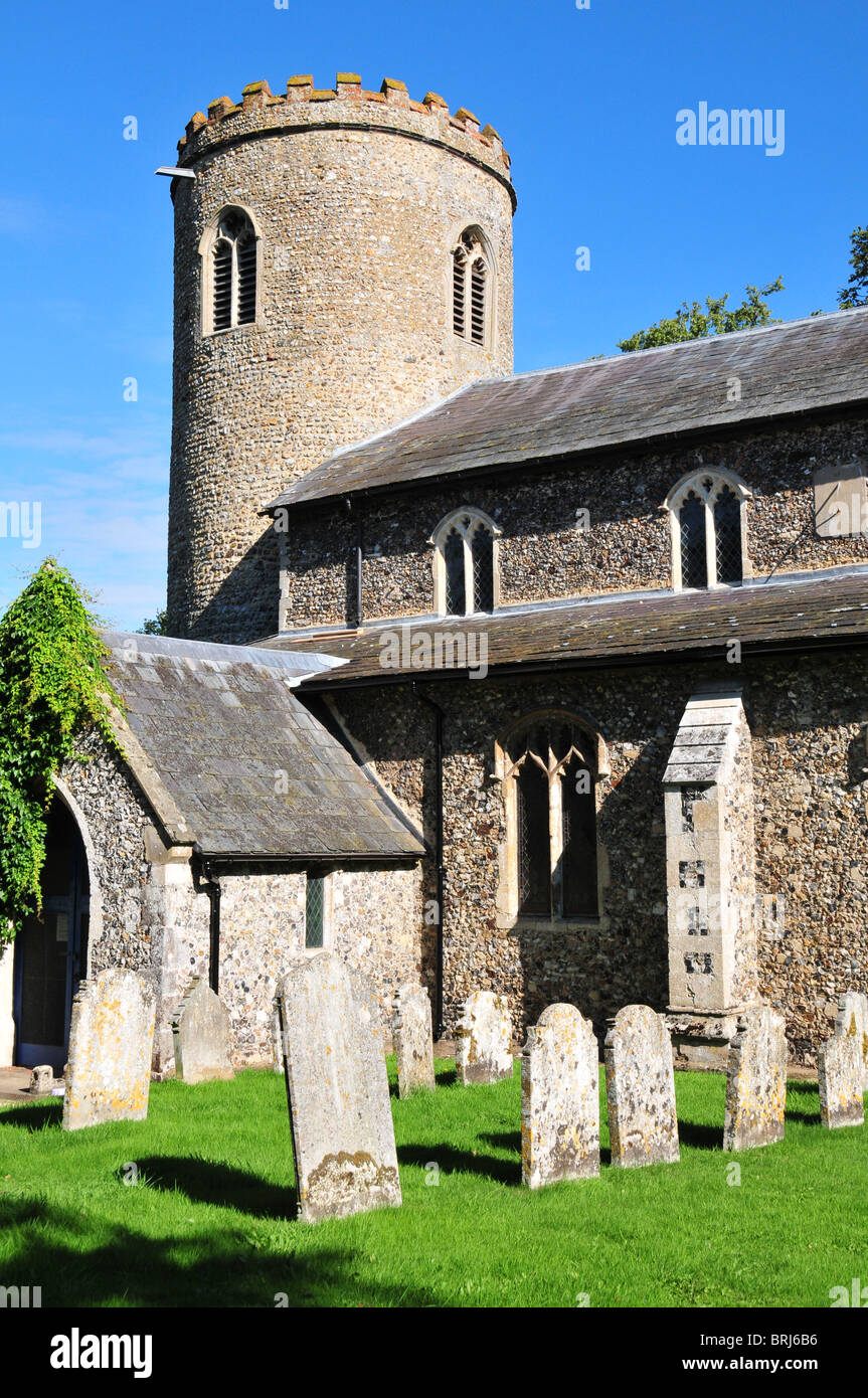 Norfolk round tower hi-res stock photography and images - Alamy