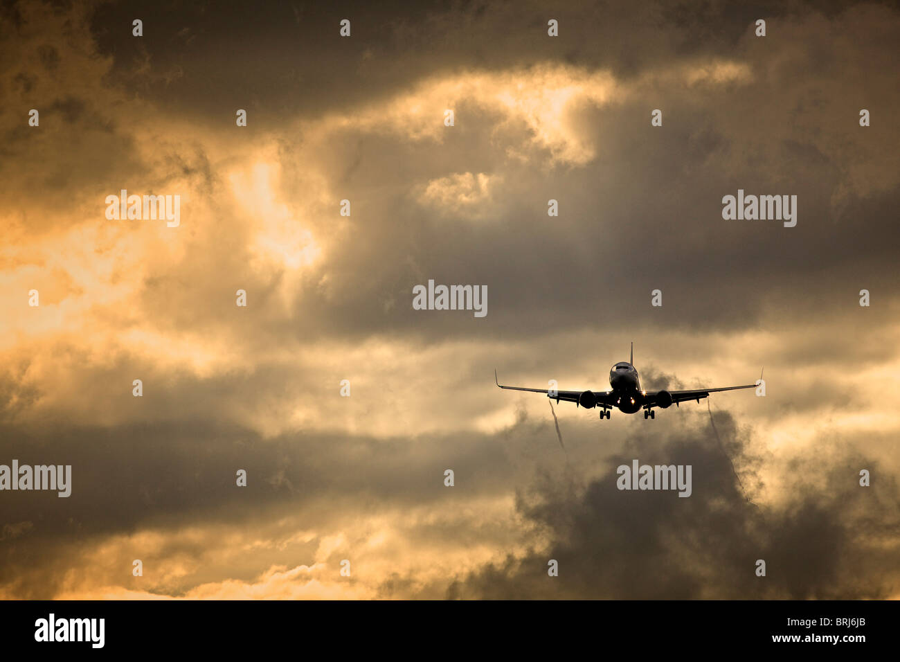 A plane approaching Edinburgh airport, Scotland, UK Stock Photo - Alamy