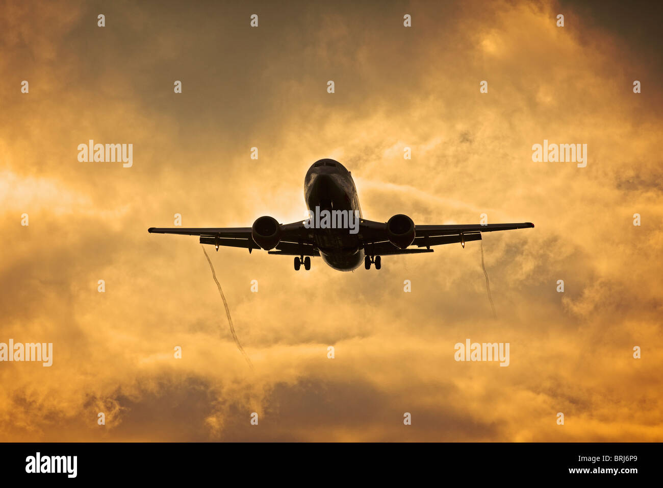 A plane approaching Edinburgh airport, Scotland, UK Stock Photo - Alamy