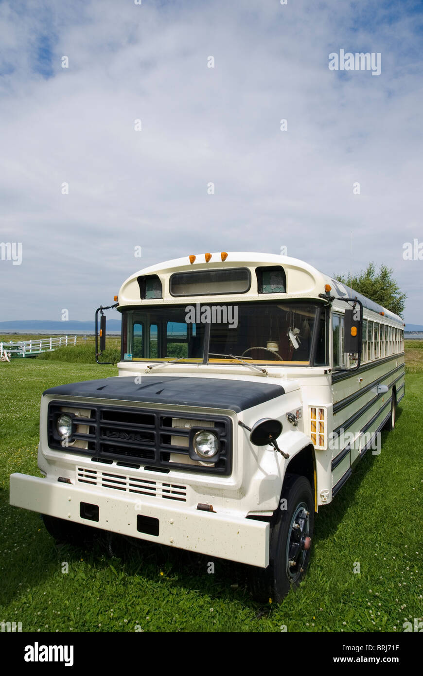 Old school bus hi-res stock photography and images - Alamy