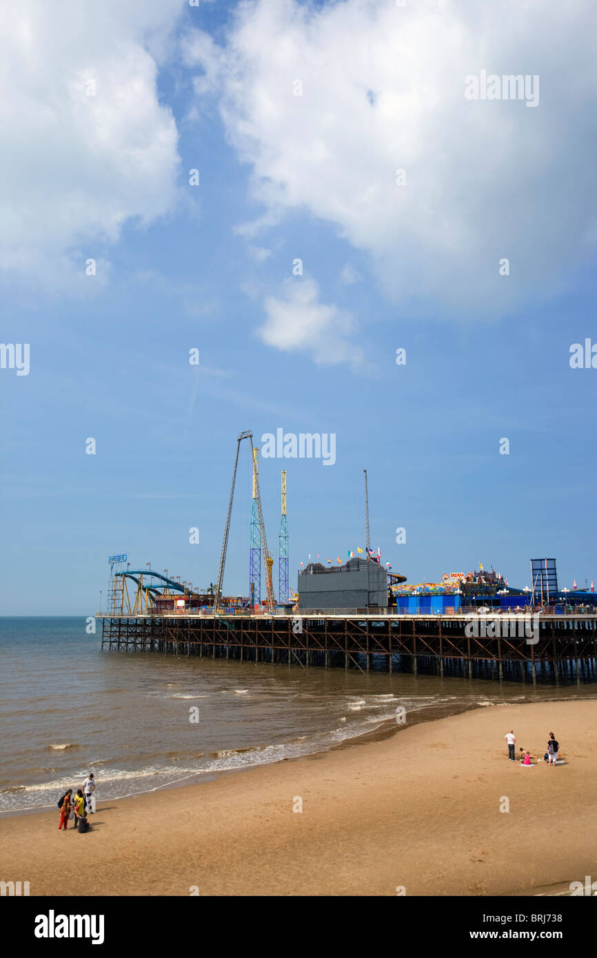 Blackpool beach and South Pier Stock Photo - Alamy