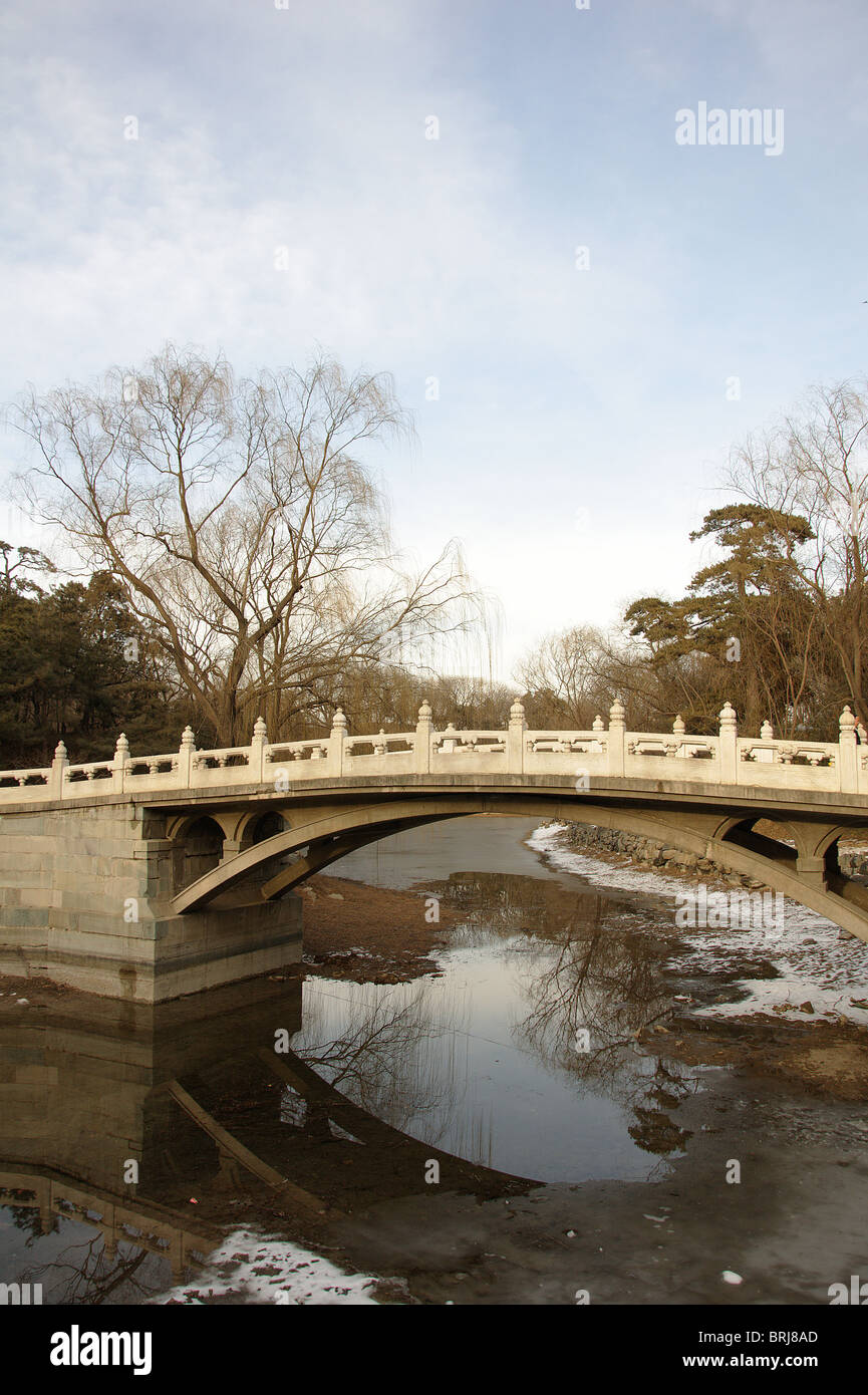 Arch bridge reflection in chinese hi-res stock photography and images ...