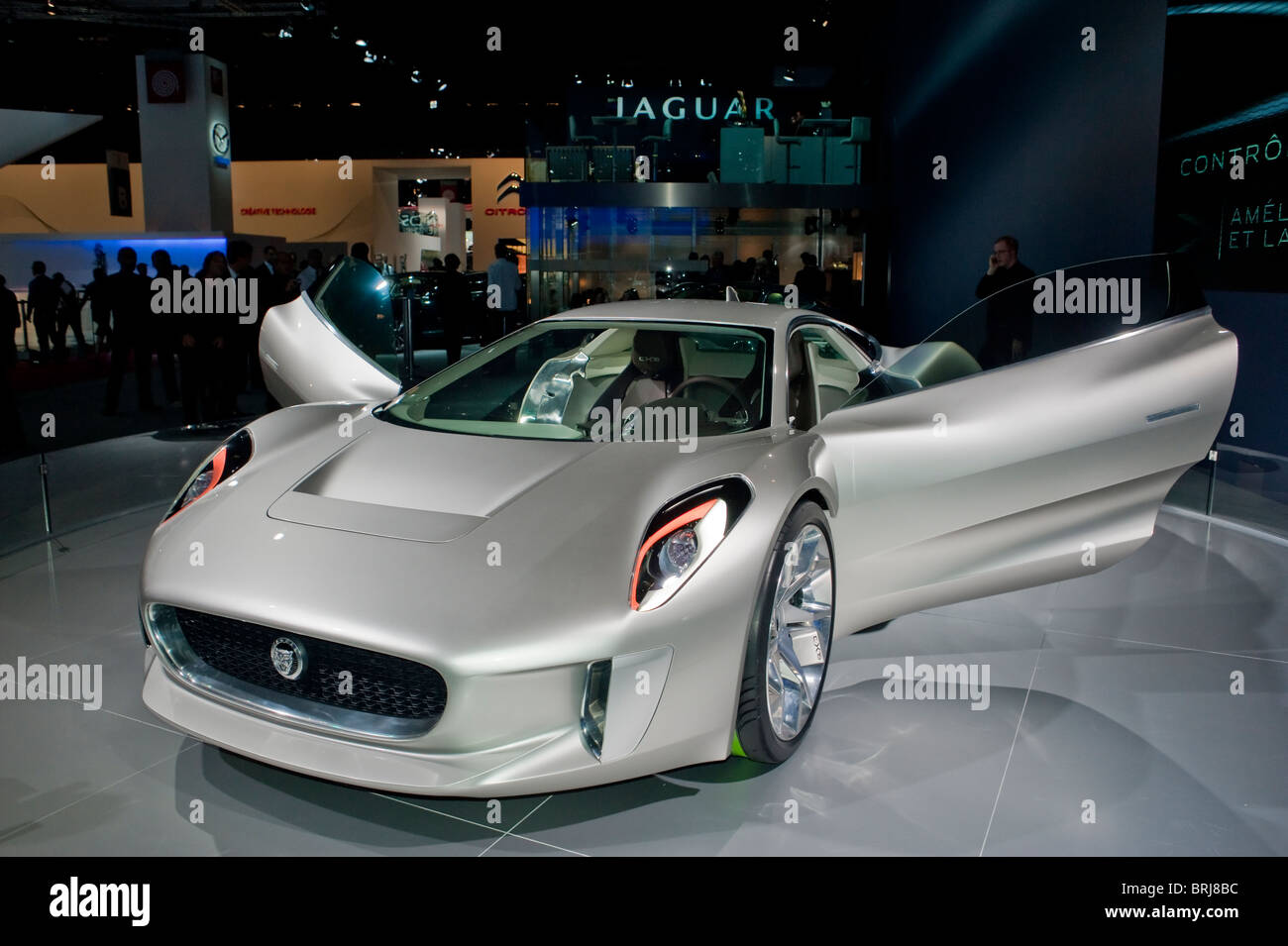 Electric jaguar hi-res stock photography and images - Alamy