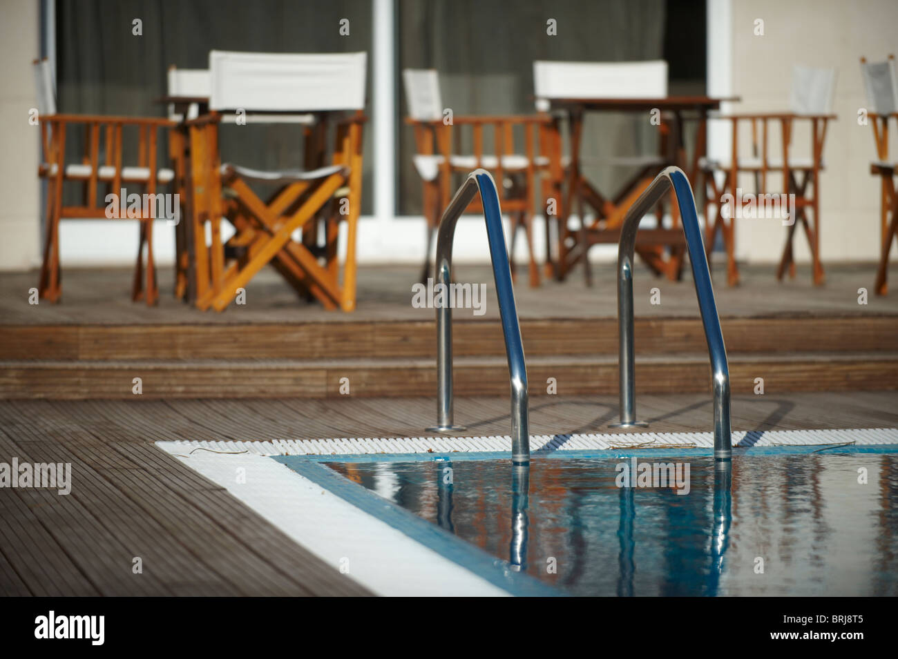 Outdoor swimming pool Stock Photo - Alamy
