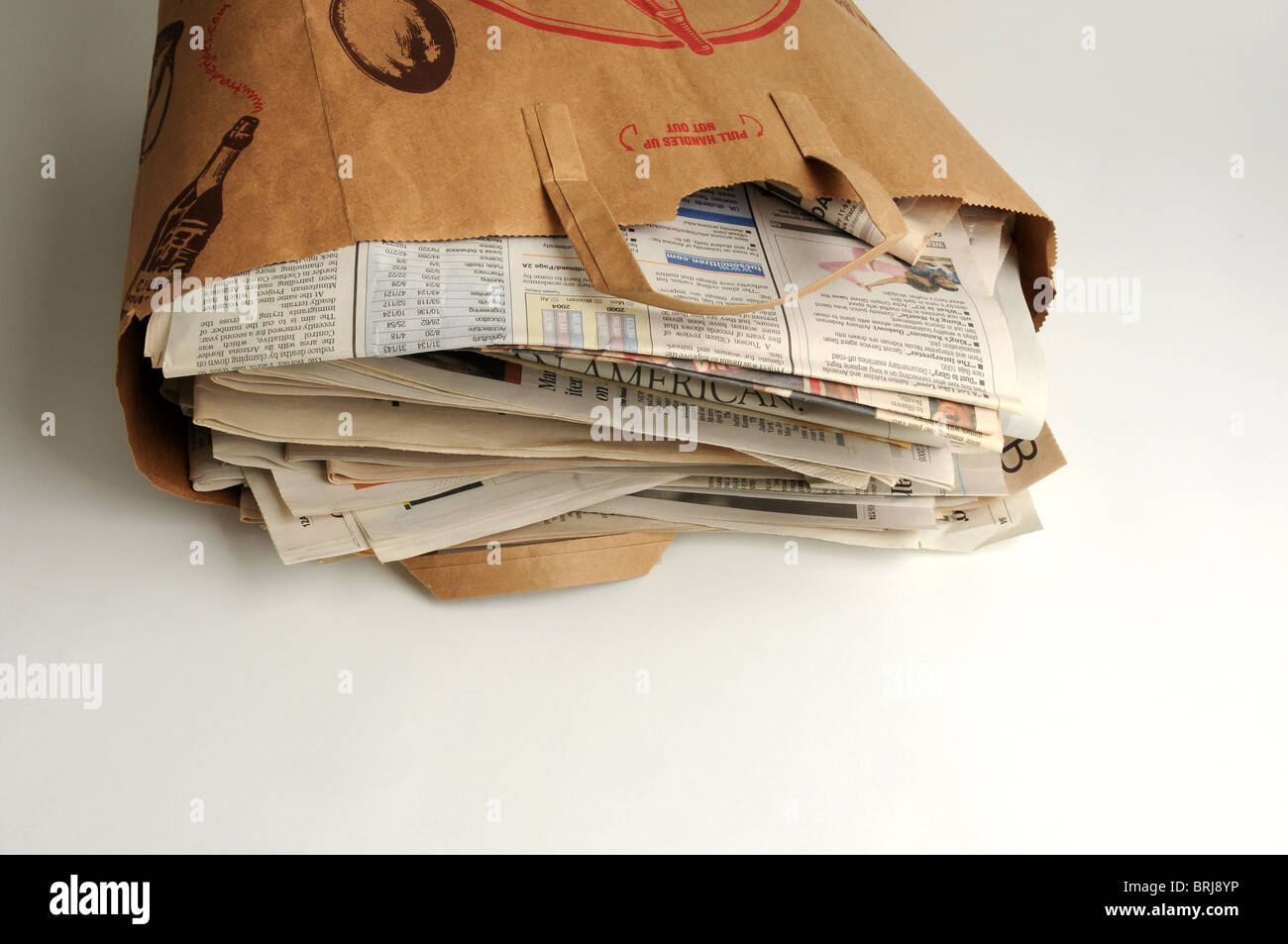 Newspaper newspapers recycled paper hi-res stock photography and images ...