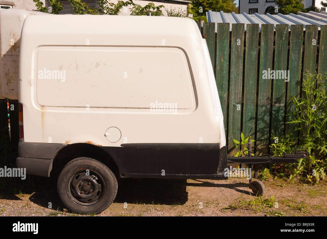 Back of a trailer hi-res stock photography and images - Alamy