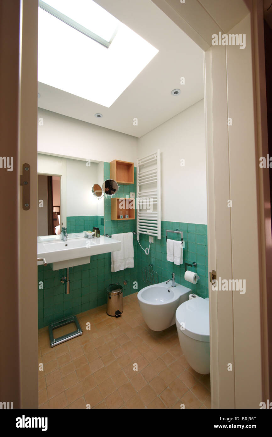 Toilet wc lavatory radiator hi-res stock photography and images - Alamy