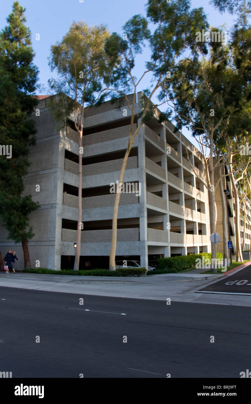 Multi Level Parking Stock Photos & Multi Level Parking Stock Images - Alamy