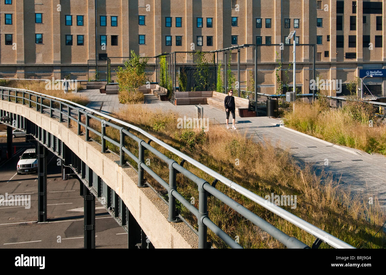 High Line Park in the Chelsea neighborhood of New York Stock Photo - Alamy