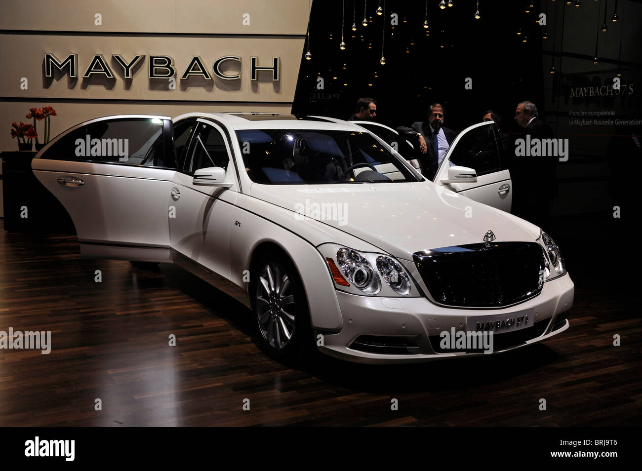 Red maybach hi-res stock photography and images - Alamy