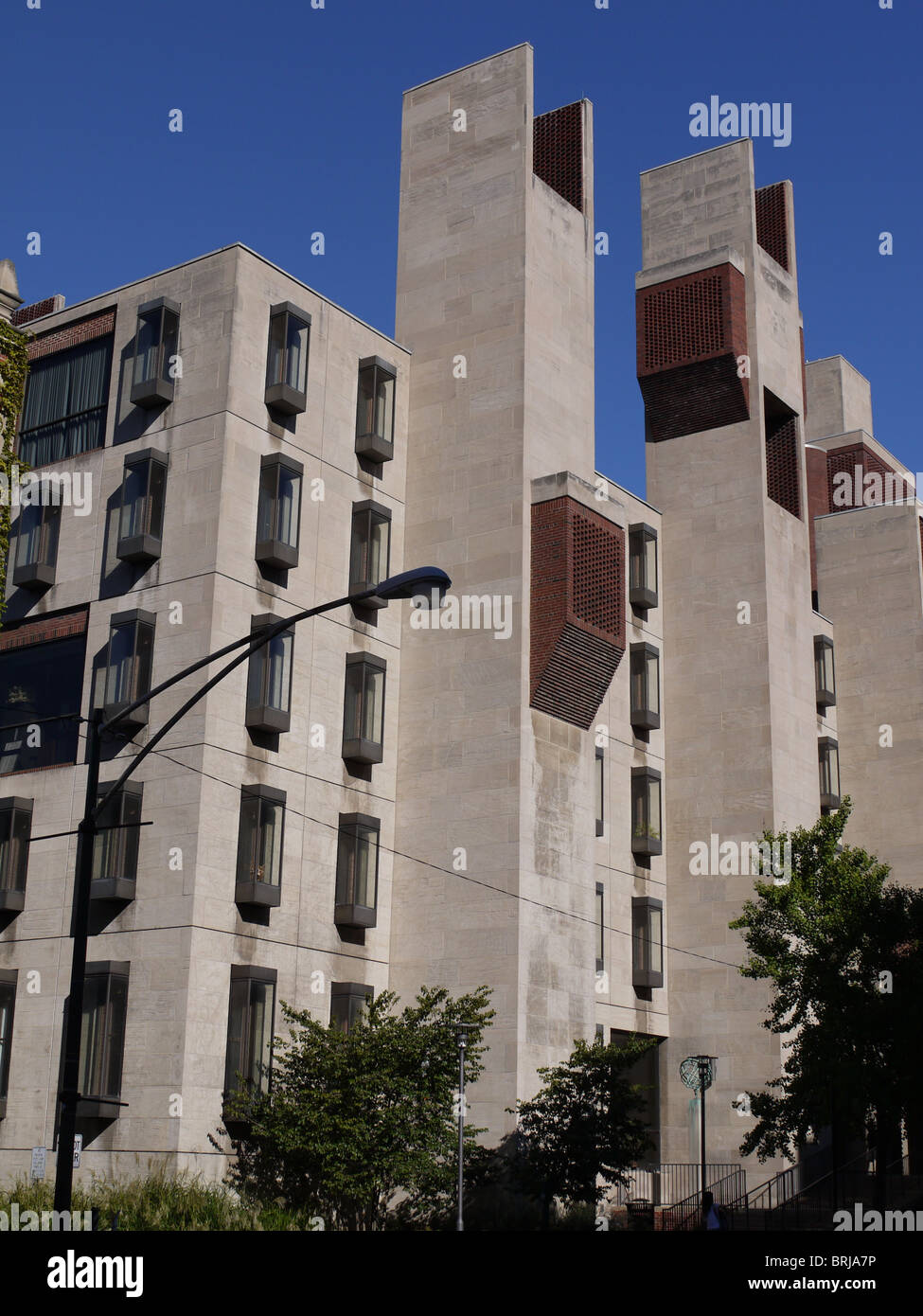 Modern university building hi-res stock photography and images - Alamy