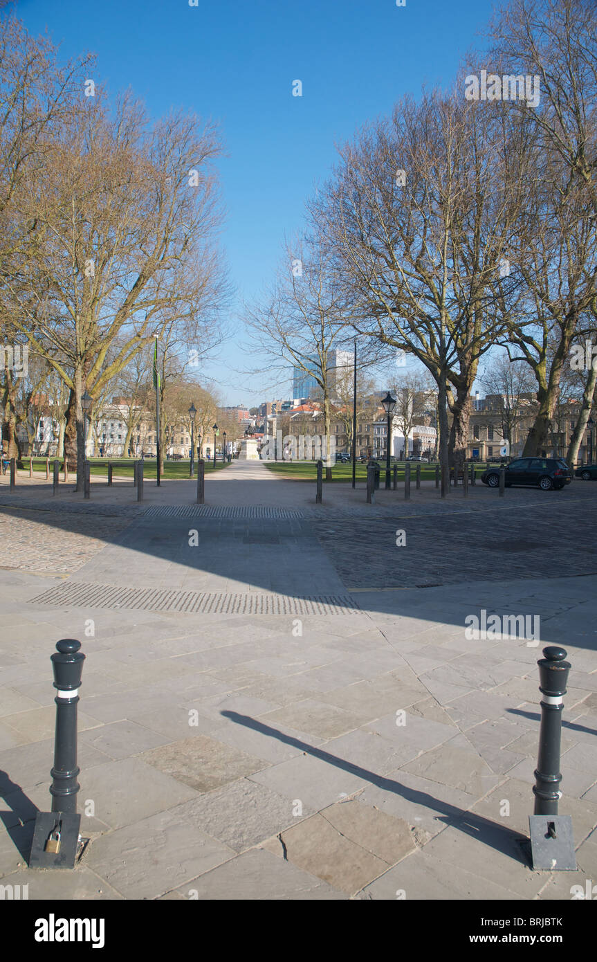 Queen Square on a bright sunny morning Stock Photo - Alamy