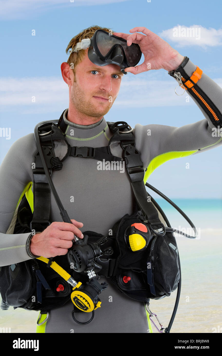 Scuba diver frogman hi-res stock photography and images - Alamy