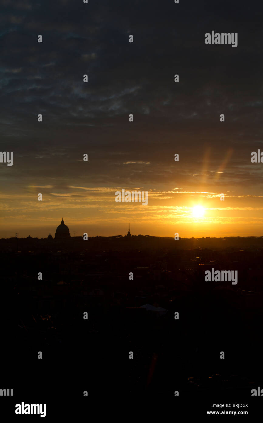 Sunset city europe hi-res stock photography and images - Alamy